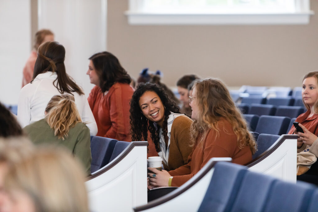 7 Practical Tips for Women’s Discipleship - Center for Great Commission ...